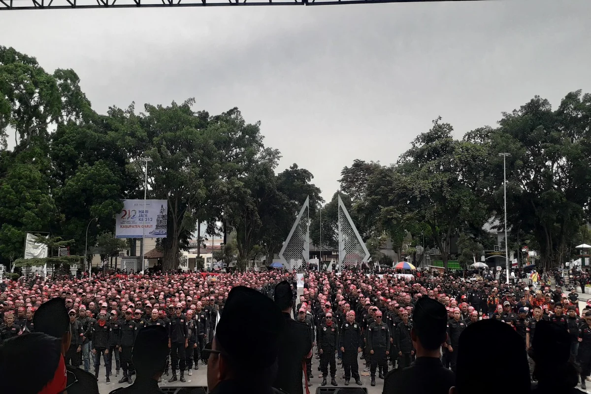 BNP Garut Gelar Apel Kebangsaan, Ceng Mujib: Pesantren Tidak Hanya ...