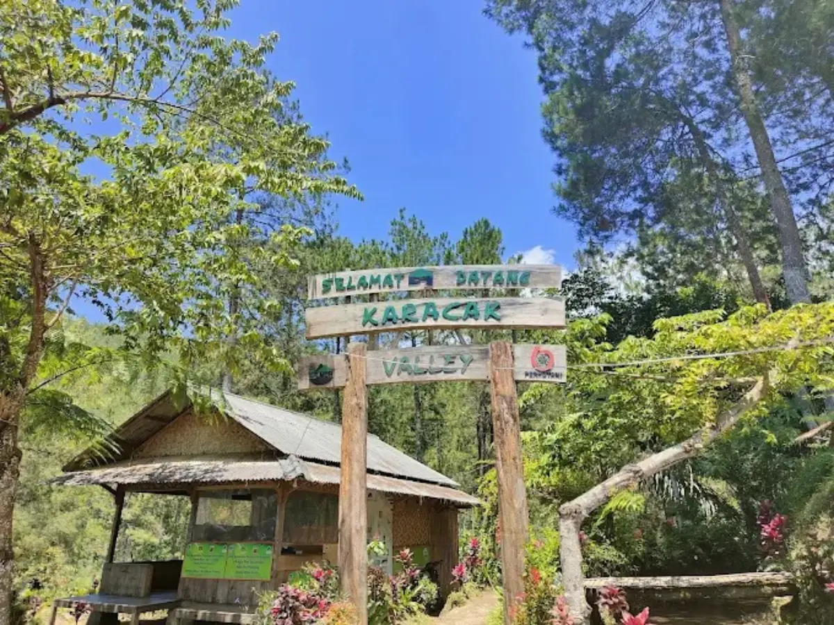 Siap-Siap Terpukau! 5 Destinasi Wisata Garut Hits 2025: Dari Kolong ...